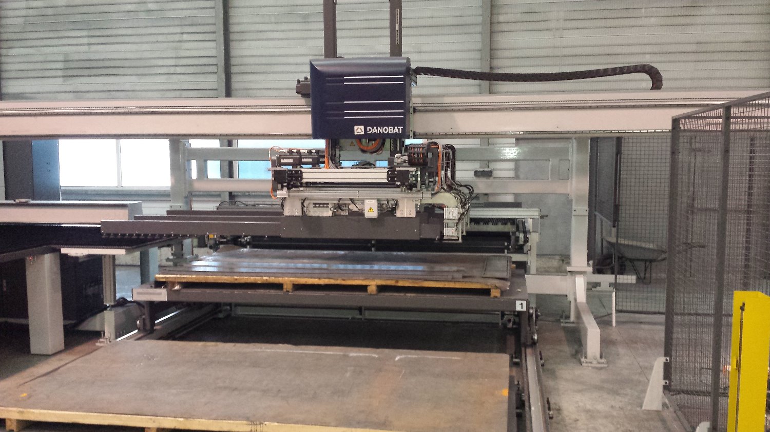 CHROMA 30 CNC TURRET PUNCHING CELL - Powell McNeil